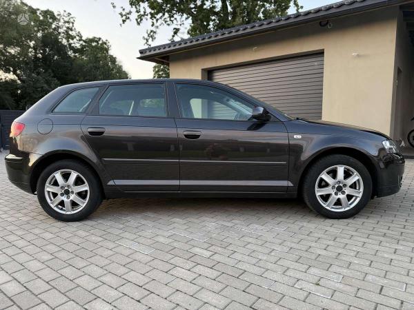Audi A3 2006 in Kaisiadorys on AUTOMOTO.COM.LV Brown Audi A3 2006 in Kaisiadorys, with an engine capacity of 1.98 L and mileage of 202 thousand km for 3450 €, photo 5 on AUTOMOTO.COM.LV