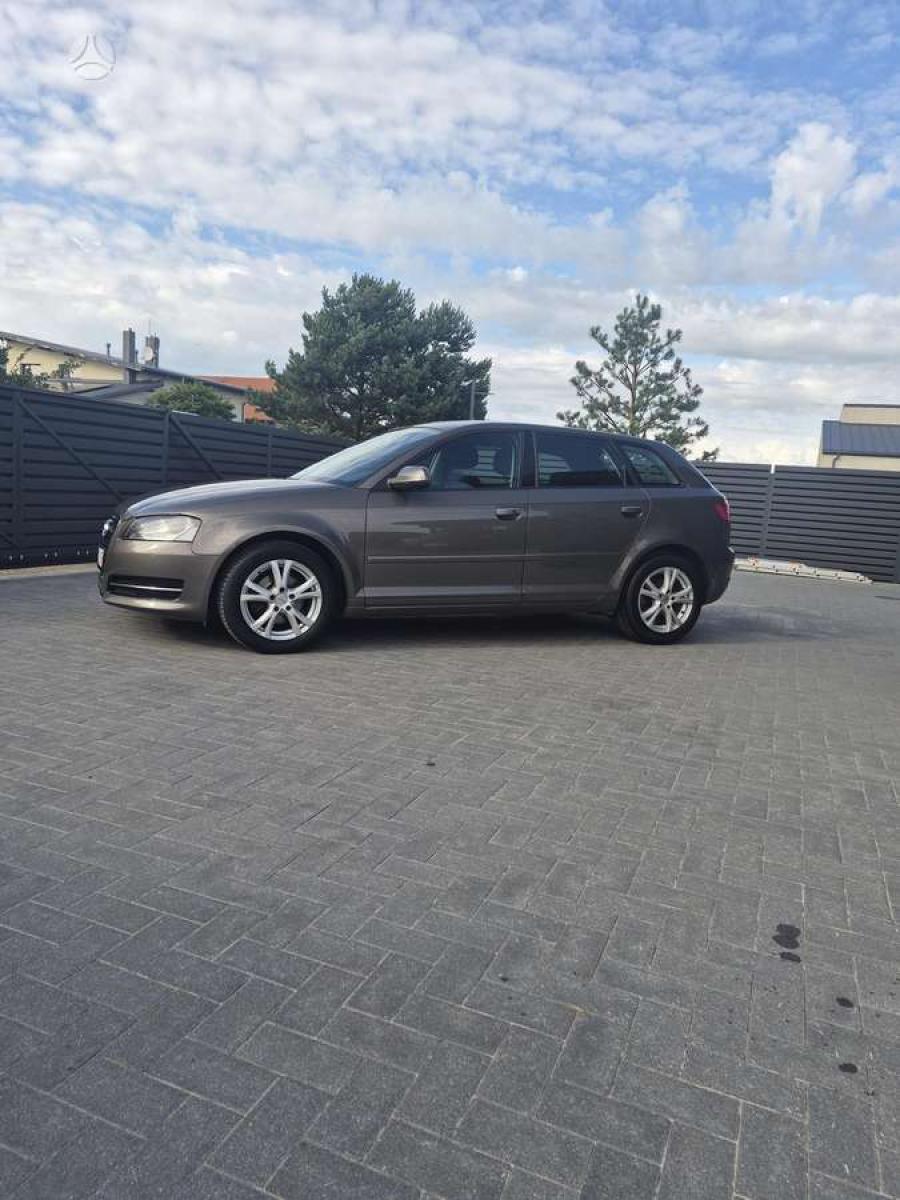 Brown Audi A3 2011 in Palanga, with an engine capacity of 1.60 L and mileage of 250 thousand km for 4900 €, photo 14 on AUTOMOTO.COM.LV