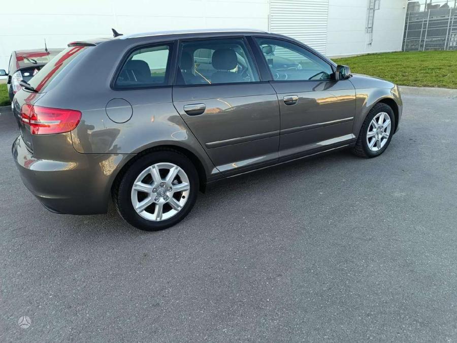 Brown Audi A3 2012 in Kaunas, with an engine capacity of 1.60 L and mileage of 245 thousand km for 6650 €, photo 10 on AUTOMOTO.COM.LV