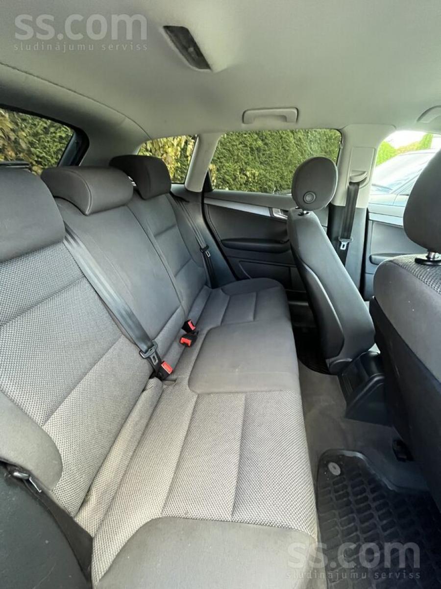 Brown Audi A3 2012 in Riga, with an engine capacity of 2.00 L and mileage of 284 thousand km for 6200 €, photo 14 on AUTOMOTO.COM.LV