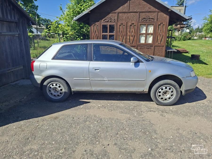 Ауди А3 1997 в Молетай, объемом двигателя 1.60 л и пробегом 285 тыс. км за 350 €, фото 4 на AUTOMOTO.COM.LV