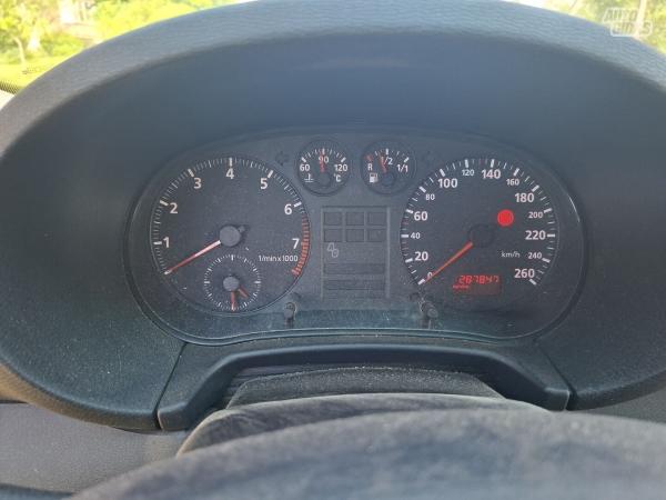 Audi A3 1997 in Moletai, with an engine capacity of 1.60 L and mileage of 285 thousand km for 350 €, photo 6 on AUTOMOTO.COM.LV