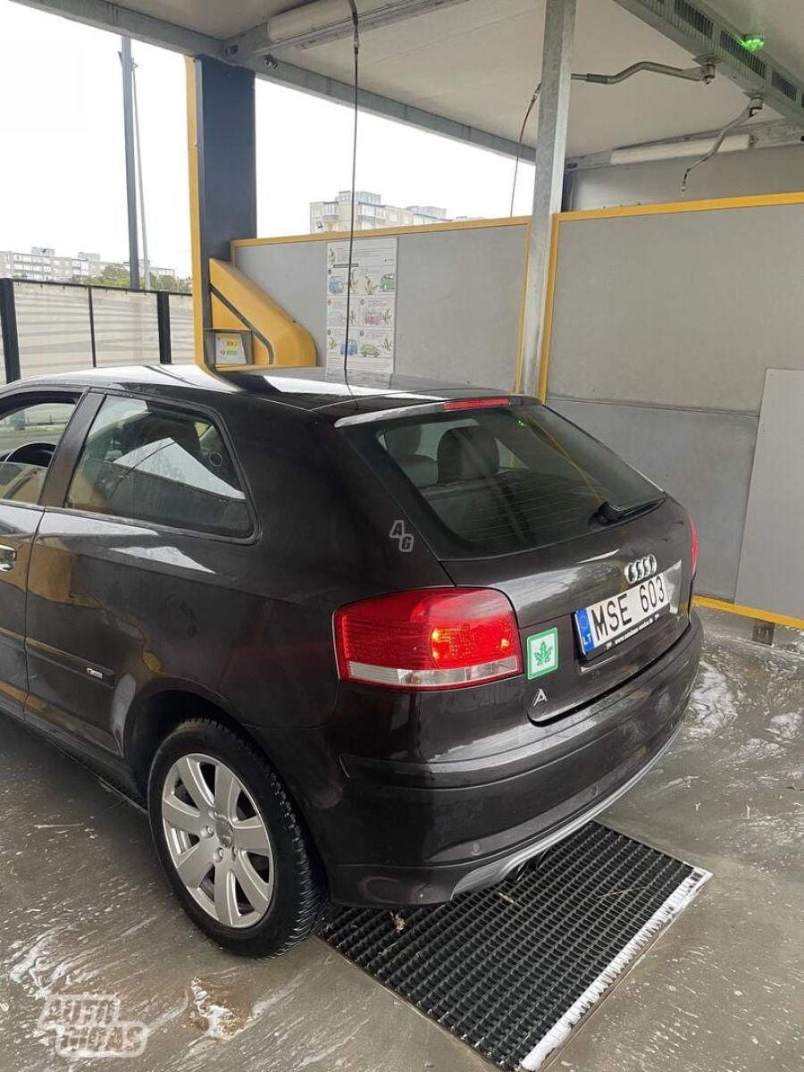 Audi A3 2004 Šauļi, ar dzinēja tilpumu 2.00 L un nobraukumu 210 tūkst. km par 1400 €, foto 5 vietnē AUTOMOTO.COM.LV