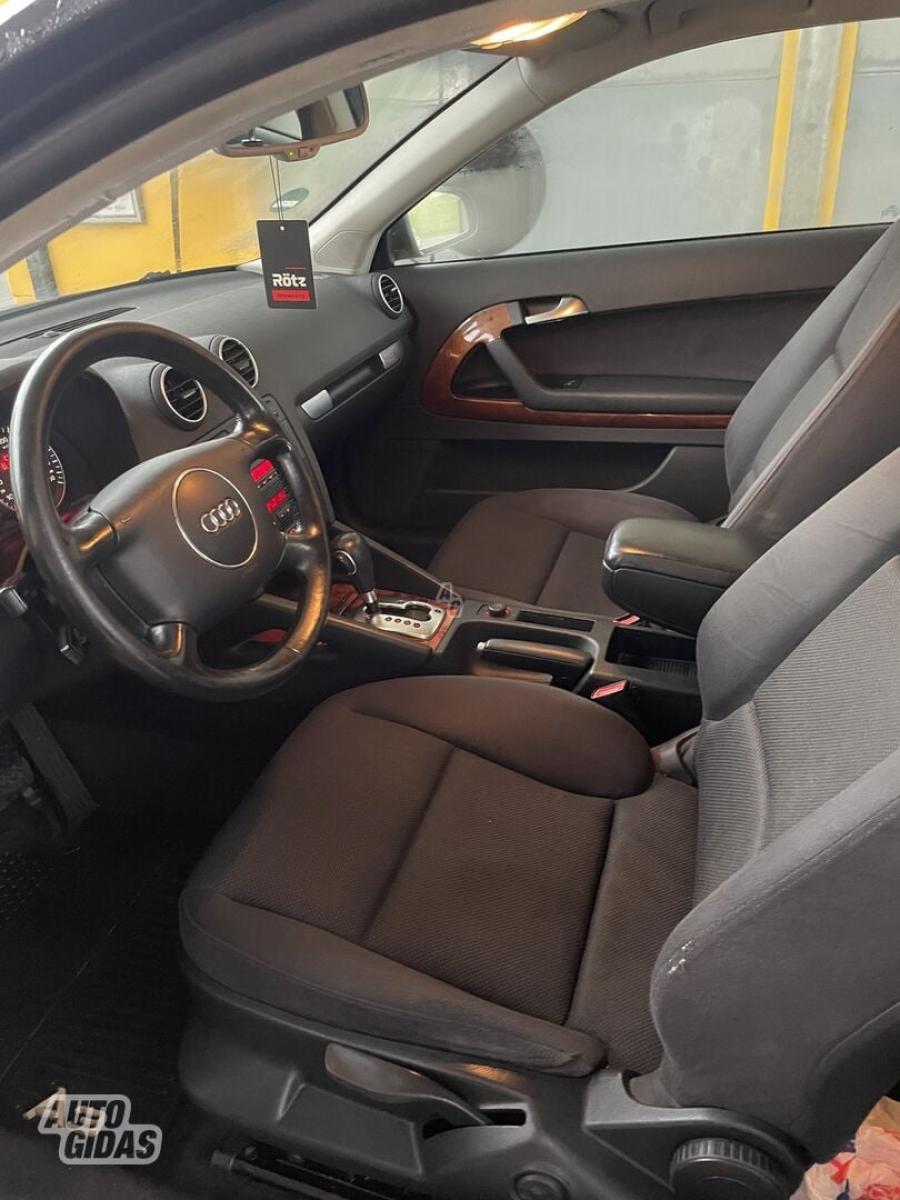 Audi A3 2004 Šauļi, ar dzinēja tilpumu 2.00 L un nobraukumu 210 tūkst. km par 1400 €, foto 12 vietnē AUTOMOTO.COM.LV