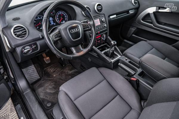 Audi A3 2010 in Kaunas, with an engine capacity of 1.40 L and mileage of 213 thousand km for 5890 €, photo 5 on AUTOMOTO.COM.LV
