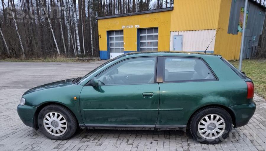 Green Audi A3 1999 in Riga, with an engine capacity of 1.80 L and mileage of 249 thousand km for 1690 €, photo 3 on AUTOMOTO.COM.LV