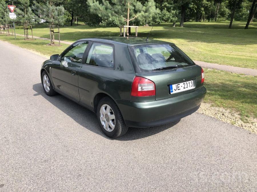 Green Audi A3 2002 in Riga, with an engine capacity of 1.60 L and mileage of 211 thousand km for 1590 €, photo 4 on AUTOMOTO.COM.LV