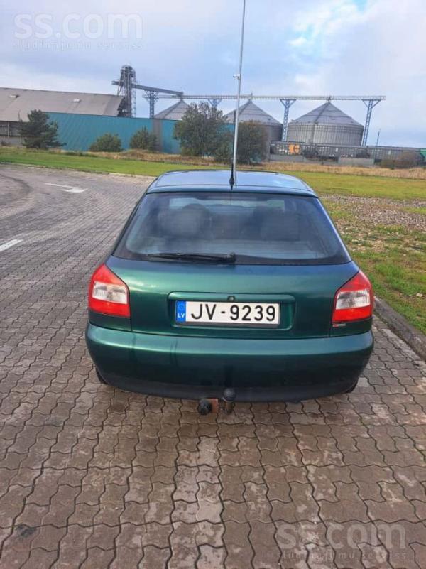 Zaļš Audi A3 1999 Liepāja, ar dzinēja tilpumu 1.60 L un nobraukumu 290 tūkst. km par 1050 €, foto 8 vietnē AUTOMOTO.COM.LV