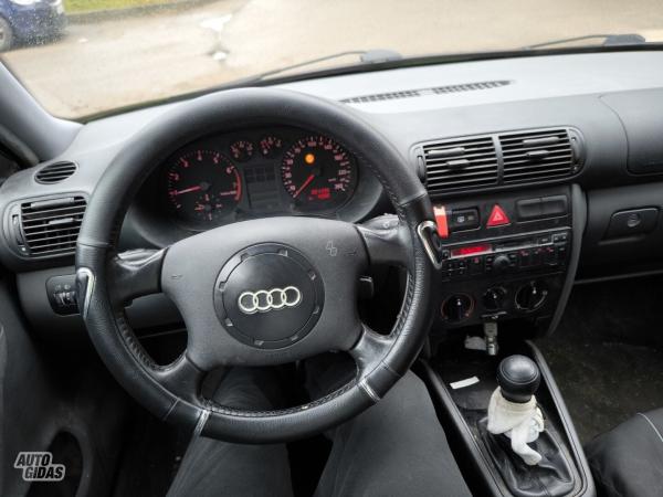 Zaļš Audi A3 1999 Viļņa, ar dzinēja tilpumu 1.60 L un nobraukumu 221 tūkst. km par 430 €, foto 9 vietnē AUTOMOTO.COM.LV