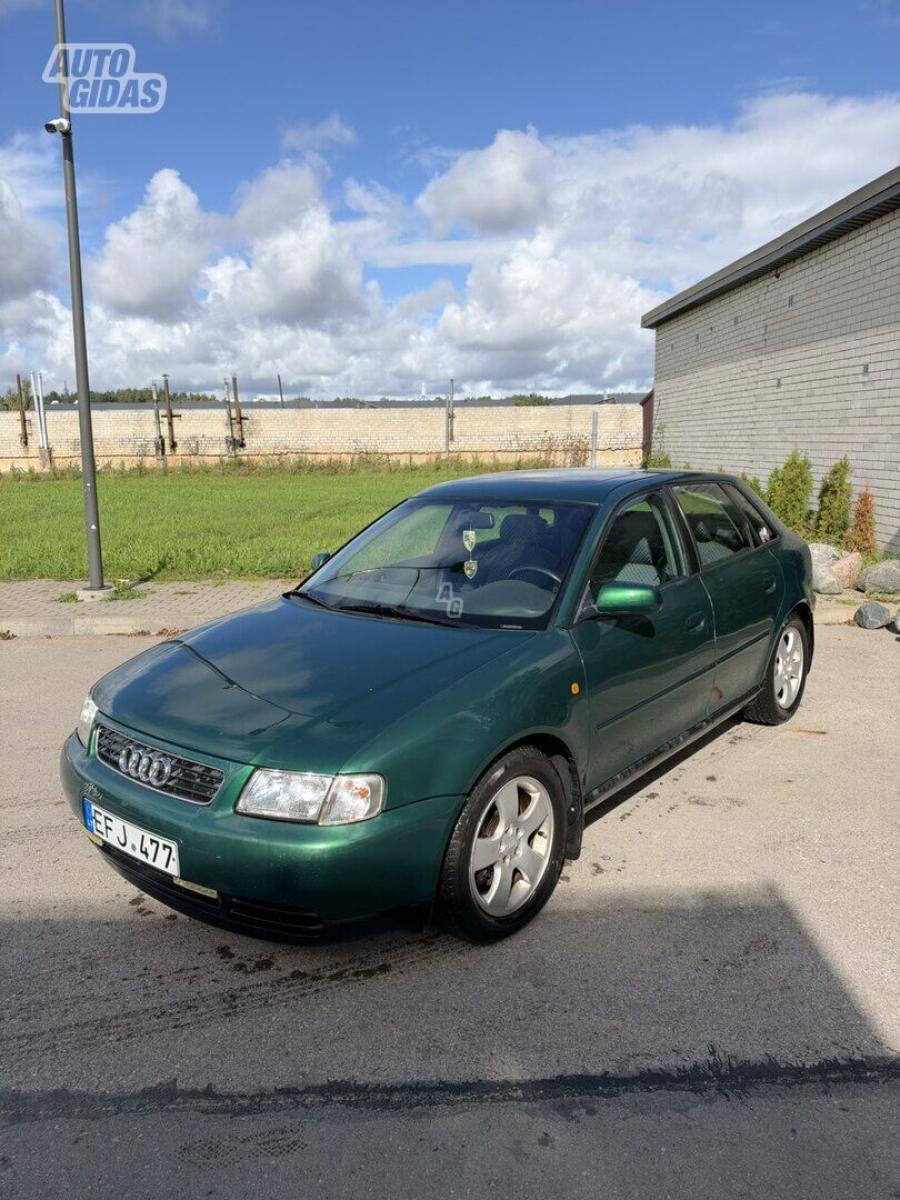 Green Audi A3 1999 in Kaunas, with an engine capacity of 1.80 L and mileage of 288 thousand km for 1400 €, photo 3 on AUTOMOTO.COM.LV