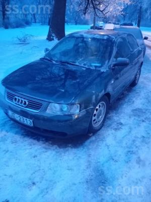 Green Audi A3 2002 in Riga, with an engine capacity of 1.60 L and mileage of 212 thousand km for 500 €, photo 3 on AUTOMOTO.COM.LV
