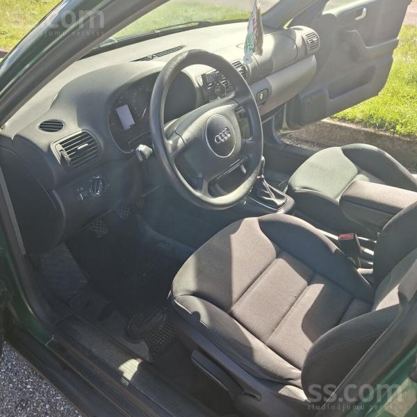 Zaļš Audi A3 2002 Ventspils, ar dzinēja tilpumu 1.60 L un nobraukumu 264 tūkst. km par 500 €, foto 10 vietnē AUTOMOTO.COM.LV