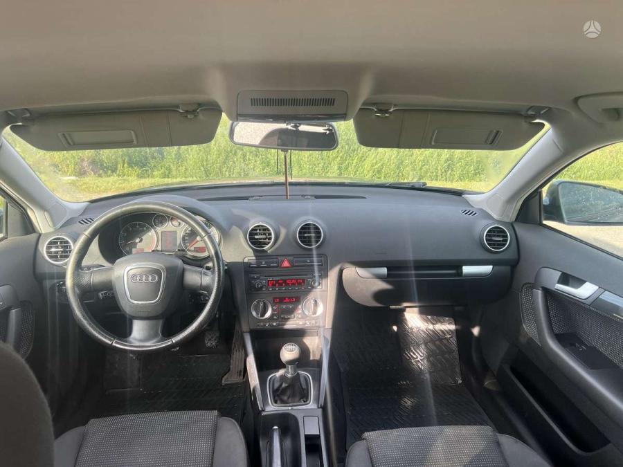 Green Audi A3 2006 in Siauliai, with an engine capacity of 2.00 L and mileage of 341 thousand km for 1599 €, photo 3 on AUTOMOTO.COM.LV