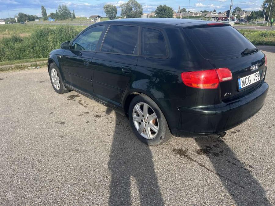 Green Audi A3 2006 in Siauliai, with an engine capacity of 2.00 L and mileage of 341 thousand km for 1599 €, photo 5 on AUTOMOTO.COM.LV