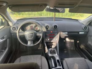 Green Audi A3 2006 in Siauliai, with an engine capacity of 2.00 L and mileage of 341 thousand km for 1599 €, photo 8 on AUTOMOTO.COM.LV