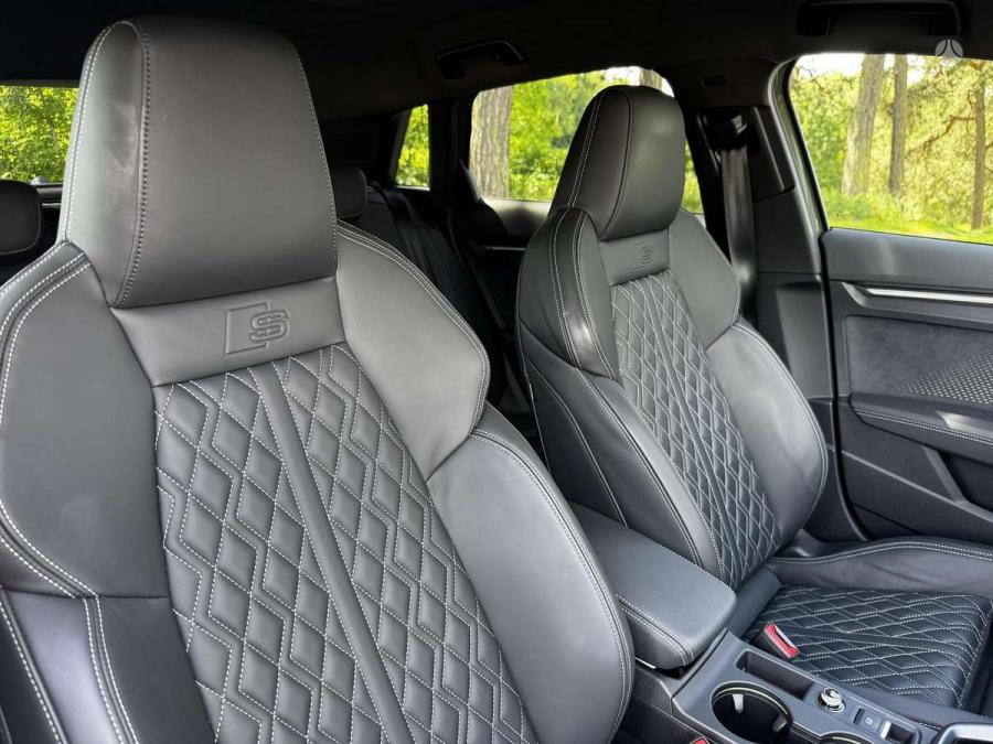 Zaļš Audi A3 2025 Viļņa, ar dzinēja tilpumu 1.50 L un nobraukumu 15 tūkst. km par 34900 €, foto 24 vietnē AUTOMOTO.COM.LV