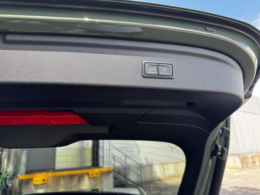 Zaļš Audi A3 2025 Viļņa, ar dzinēja tilpumu 1.50 L un nobraukumu 15 tūkst. km par 34900 €, foto 58 vietnē AUTOMOTO.COM.LV