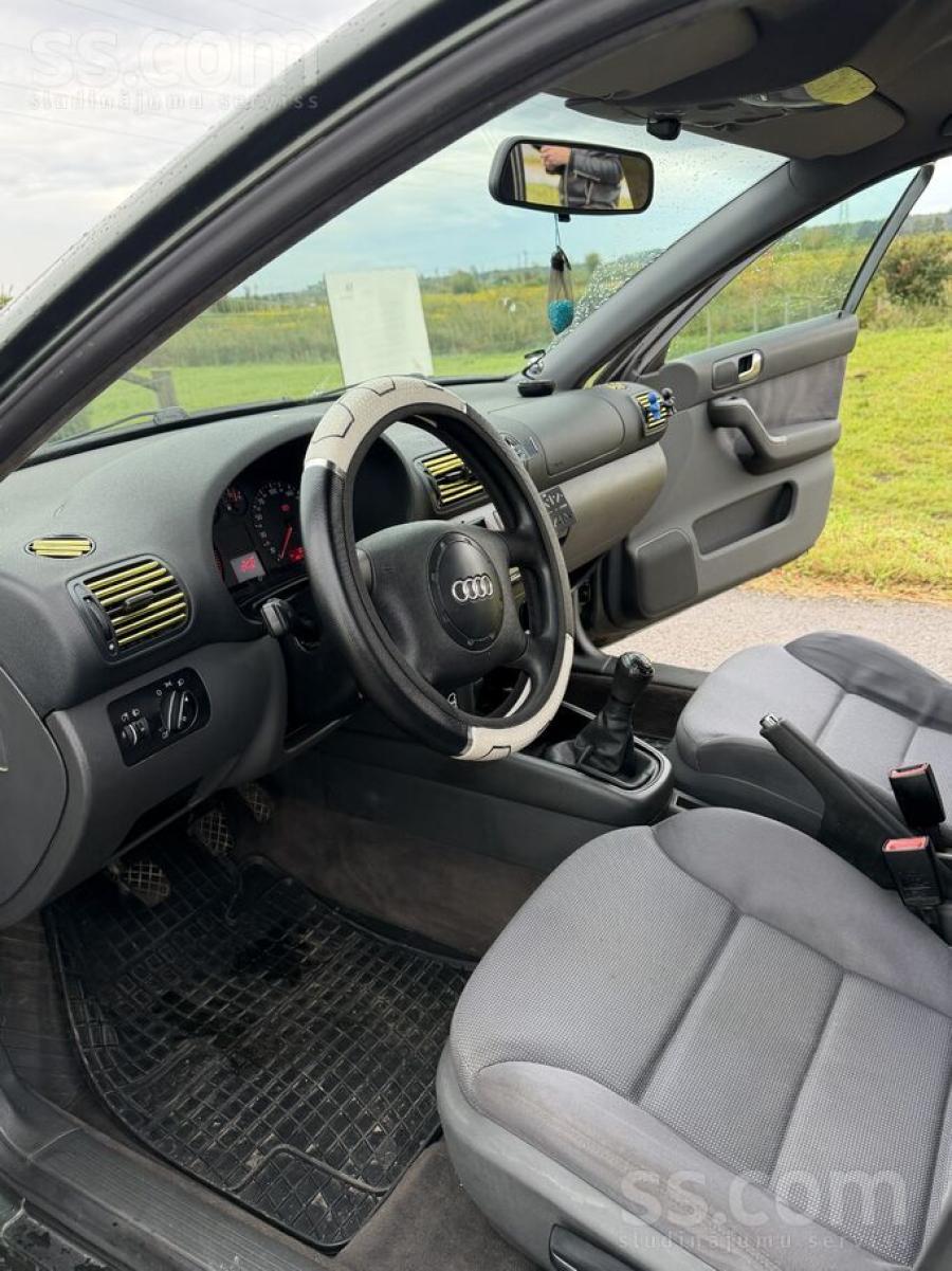 Zaļš Audi A3 1999 Rīga, ar dzinēja tilpumu 1.60 L un nobraukumu 267 tūkst. km par 1500 €, foto 13 vietnē AUTOMOTO.COM.LV