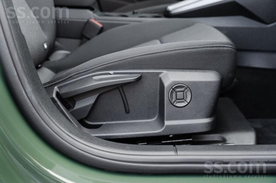 Green Audi A3 2025 in Riga, with an engine capacity of 1.50 L and mileage of 23 thousand km for 27900 €, photo 48 on AUTOMOTO.COM.LV
