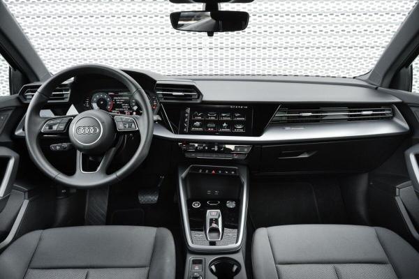 Zaļš Audi A3 2025 Mārupe, ar dzinēja tilpumu 1.50 L un nobraukumu 23 tūkst. km par 27900 €, foto 7 vietnē AUTOMOTO.COM.LV