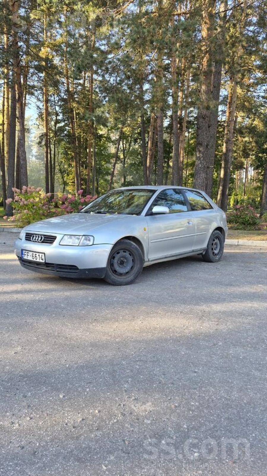 Pelēks Audi A3 1997 Rīga, ar dzinēja tilpumu 1.60 L un nobraukumu 391 tūkst. km par 1350 €, foto 1 vietnē AUTOMOTO.COM.LV