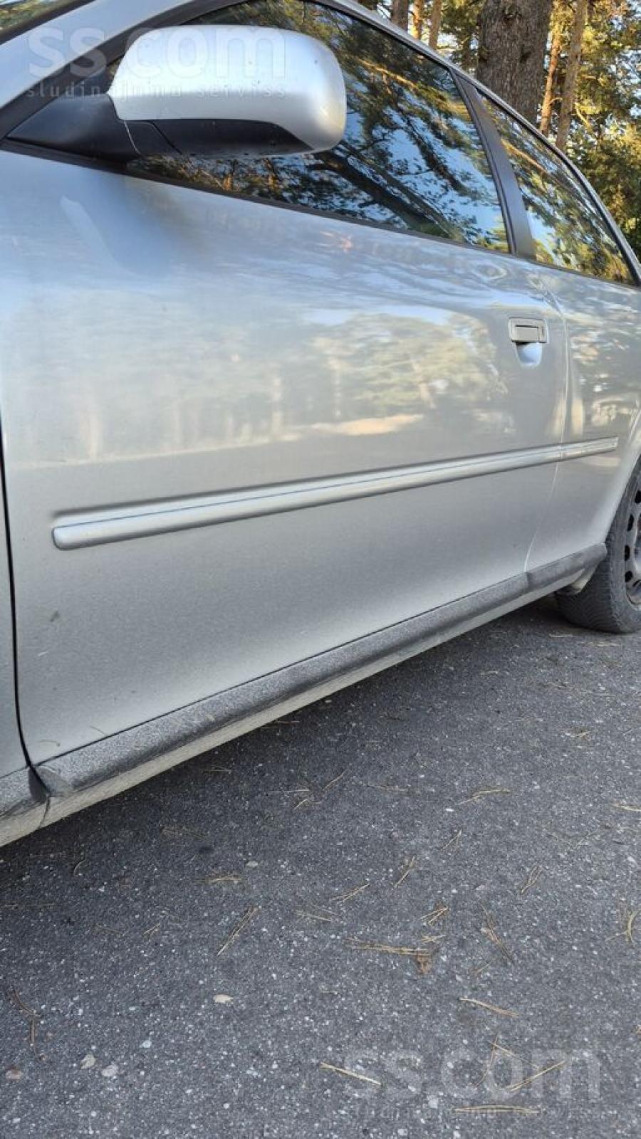 Pelēks Audi A3 1997 Rīga, ar dzinēja tilpumu 1.60 L un nobraukumu 391 tūkst. km par 1350 €, foto 6 vietnē AUTOMOTO.COM.LV