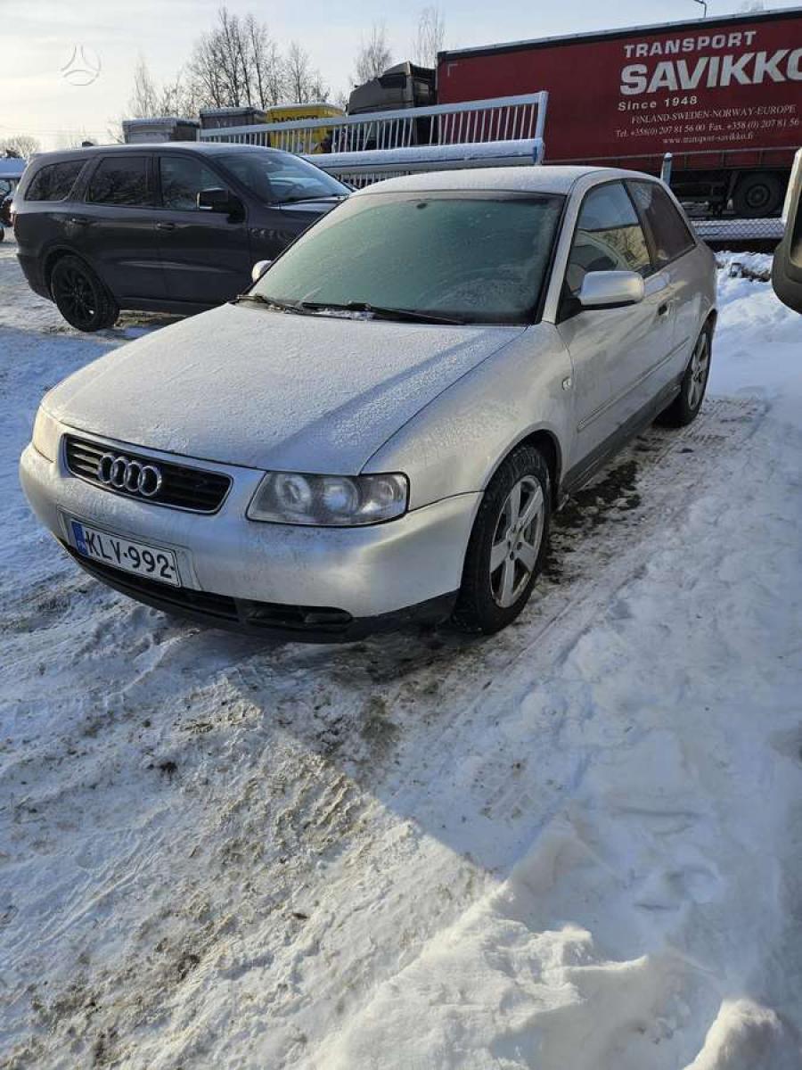 Pelēks Audi A3 2001 Panevēža, ar dzinēja tilpumu 1.78 L un nobraukumu 237 tūkst. km par 2700 €, foto 1 vietnē AUTOMOTO.COM.LV