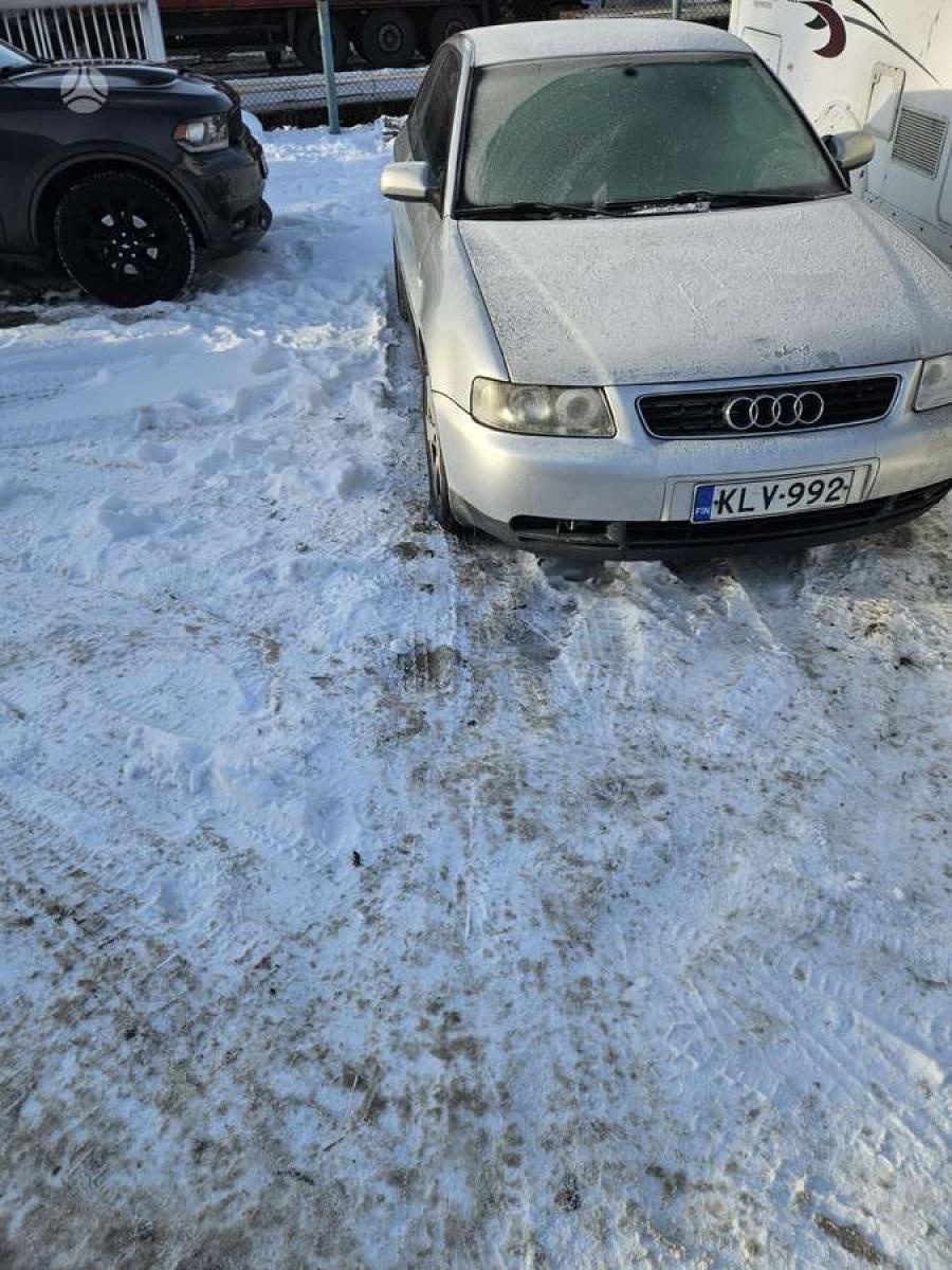 Pelēks Audi A3 2001 Panevēža, ar dzinēja tilpumu 1.78 L un nobraukumu 237 tūkst. km par 2700 €, foto 2 vietnē AUTOMOTO.COM.LV