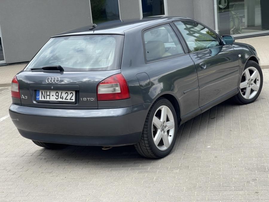 Grey Audi A3 2001 in Riga, with an engine capacity of 1.90 L and mileage of 270 thousand km for 2450 €, photo 12 on AUTOMOTO.COM.LV