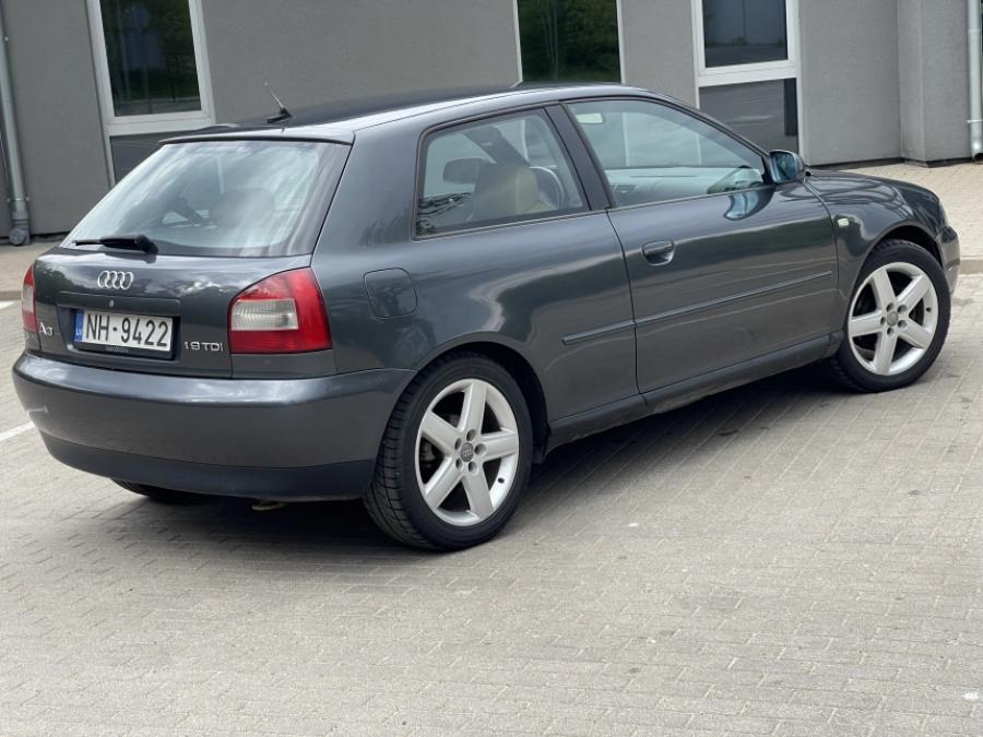 Grey Audi A3 2001 in Riga, with an engine capacity of 1.90 L and mileage of 270 thousand km for 2450 €, photo 17 on AUTOMOTO.COM.LV