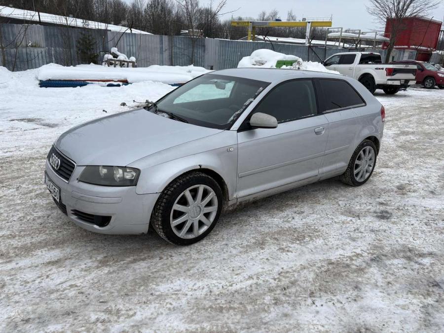 Grey Audi A3 2003 in Gargzdai, with an engine capacity of 1.60 L and mileage of 230 thousand km for 650 €, photo 1 on AUTOMOTO.COM.LV