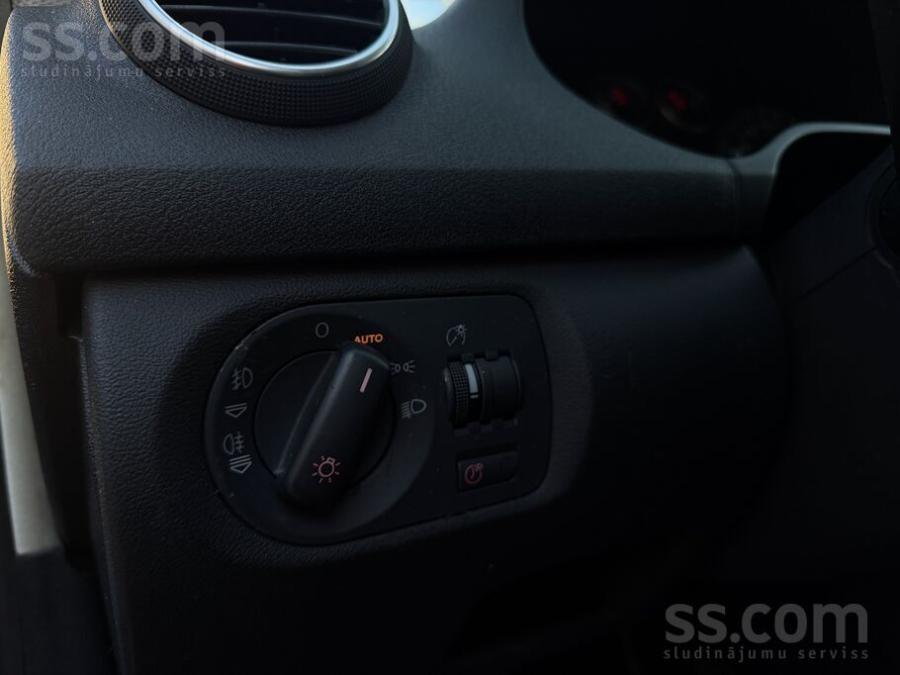 Серый Ауди А3 2003 в Цесис, объемом двигателя 2.00 л и пробегом 320 тыс. км за 1790 €, фото 14 на AUTOMOTO.COM.LV