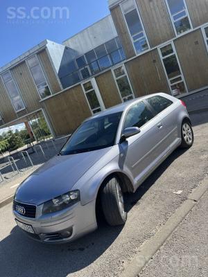 Pelēks Audi A3 2003 Saldus, ar dzinēja tilpumu 1.60 L un nobraukumu 421 tūkst. km par 1500 €, foto 5 vietnē AUTOMOTO.COM.LV
