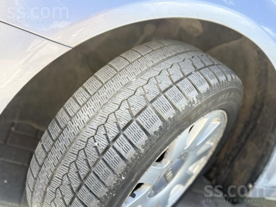Grey Audi A3 2003 in Cesis, with an engine capacity of 1.60 L and mileage of 247 thousand km for 1350 €, photo 5 on AUTOMOTO.COM.LV