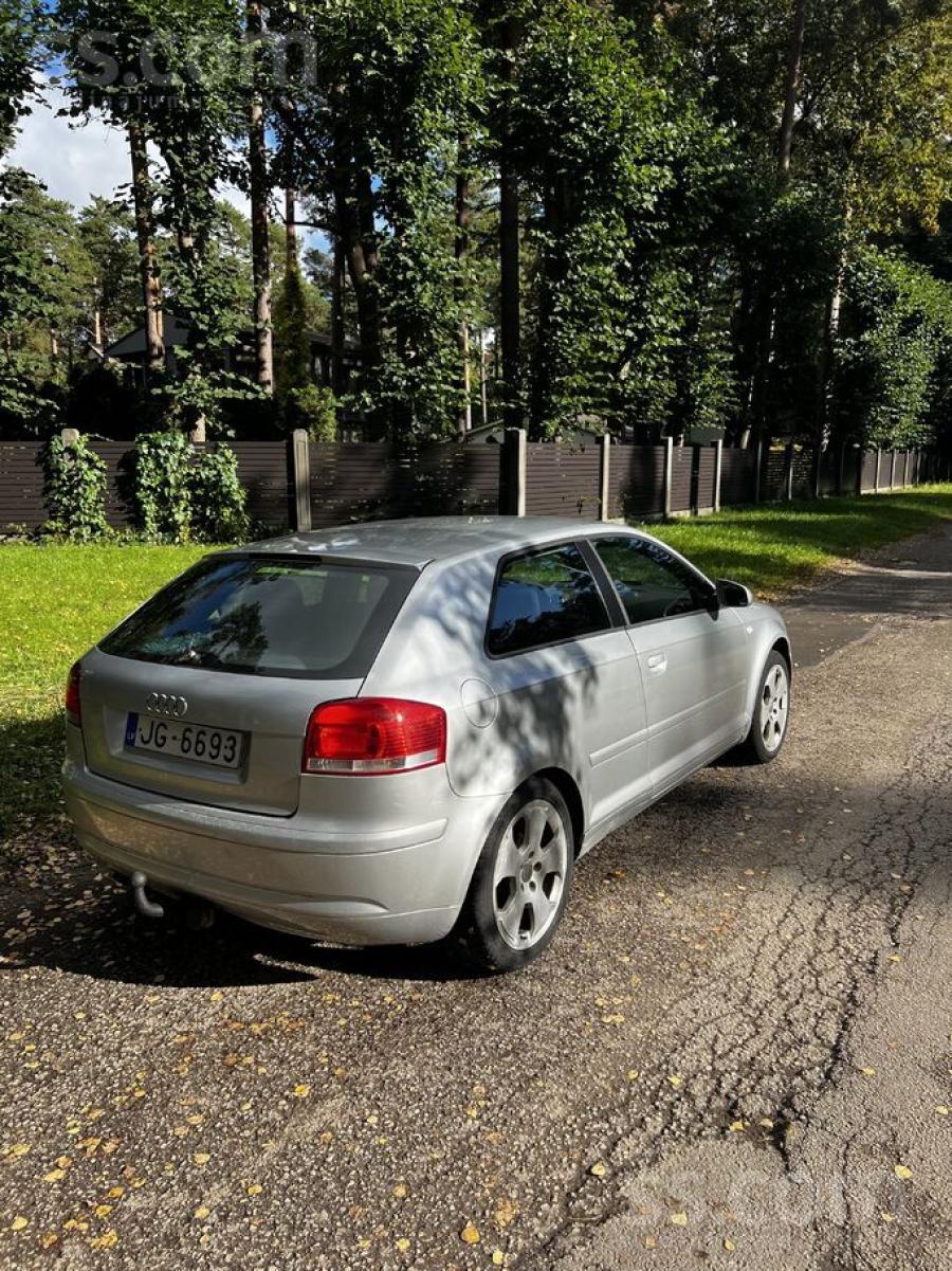 Grey Audi A3 2004 in Riga, with an engine capacity of 2.00 L and mileage of 309 thousand km for 1750 €, photo 5 on AUTOMOTO.COM.LV