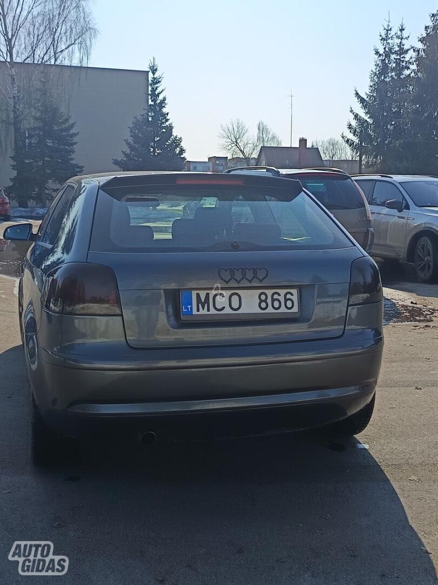 Pelēks Audi A3 2006 Panevēža, ar dzinēja tilpumu 1.60 L un nobraukumu 224 tūkst. km par 1900 €, foto 4 vietnē AUTOMOTO.COM.LV