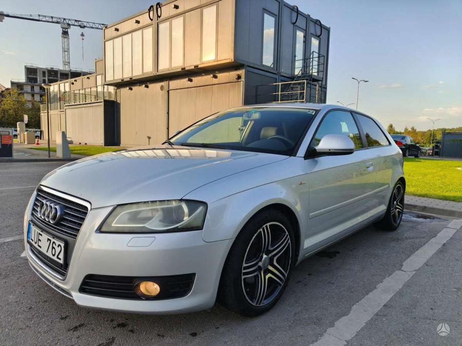Pelēks Audi A3 2008 Viļņa, ar dzinēja tilpumu 1.60 L un nobraukumu 281 tūkst. km par 2750 €, foto 1 vietnē AUTOMOTO.COM.LV