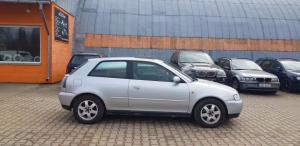 Grey Audi A3 1996 in Valmiera, with an engine capacity of 1.80 L and mileage of 285 thousand km for 900 €, photo 3 on AUTOMOTO.COM.LV