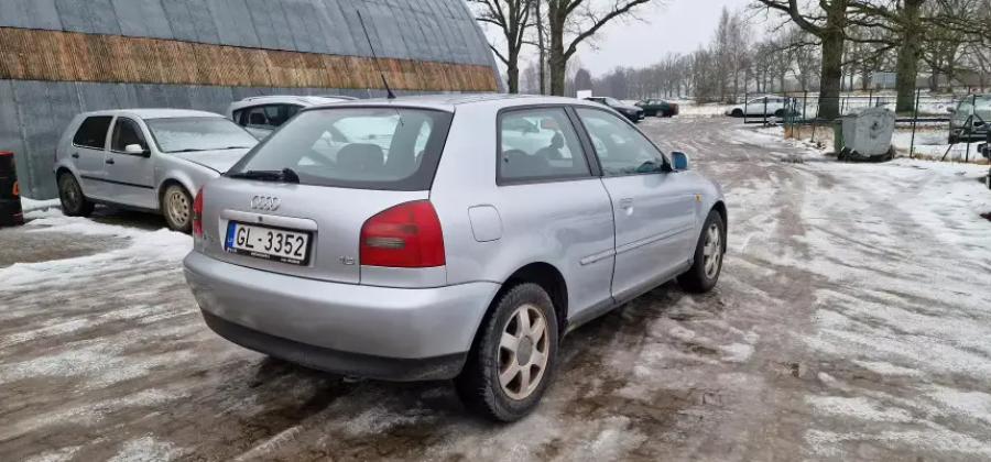 Pelēks Audi A3 1997 Valmiera, ar dzinēja tilpumu 1.80 L un nobraukumu 249 tūkst. km par 1050 €, foto 4 vietnē AUTOMOTO.COM.LV