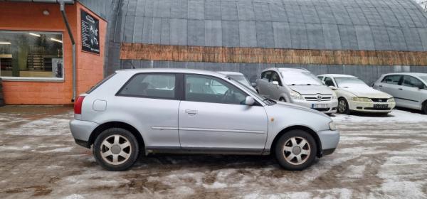 Grey Audi A3 1997 in Riga, with an engine capacity of 1.80 L and mileage of 249 thousand km for 1050 €, photo 2 on AUTOMOTO.COM.LV