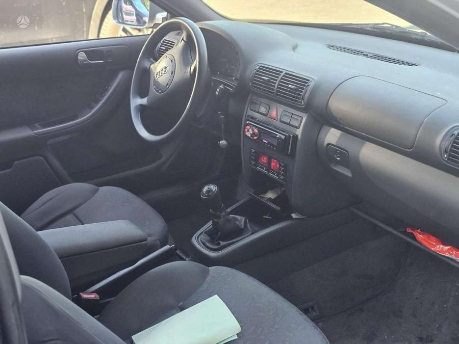 Pelēks Audi A3 1998 Kauņa, ar dzinēja tilpumu 1.60 L un nobraukumu 266 tūkst. km par 999 €, foto 8 vietnē AUTOMOTO.COM.LV