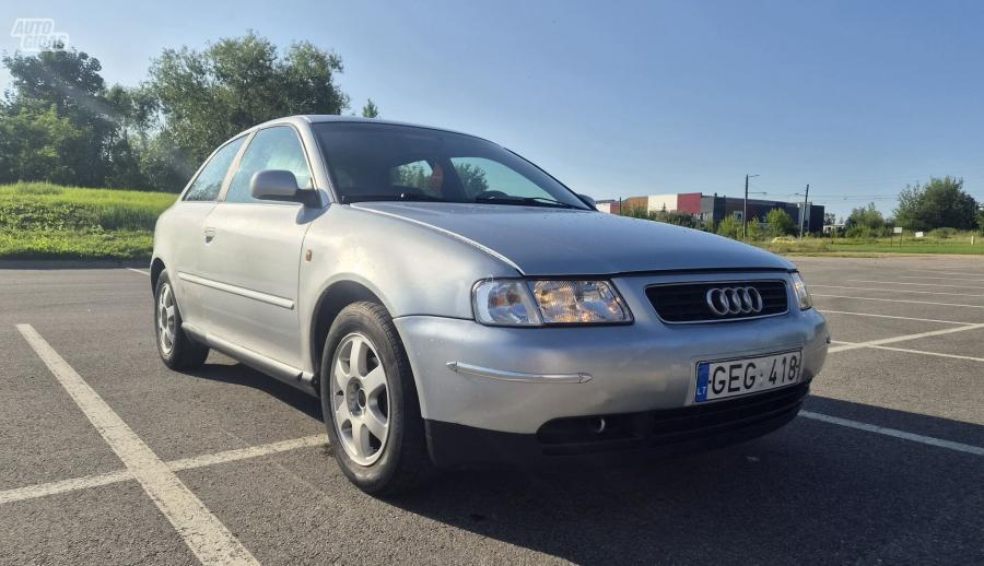 Grey Audi A3 1998 in Kaunas, with an engine capacity of 1.60 L and mileage of 270 thousand km for 1100 €, photo 1 on AUTOMOTO.COM.LV