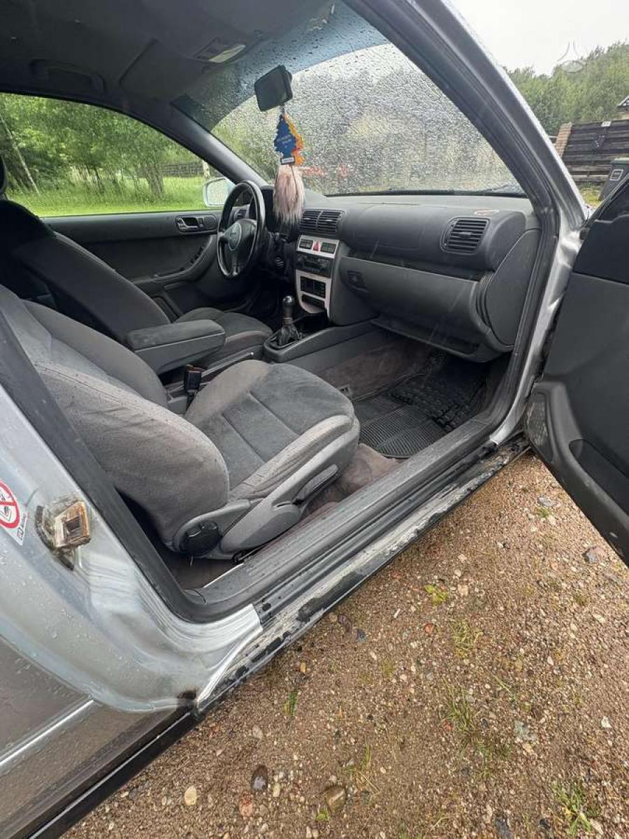 Grey Audi A3 1999 in Klaipeda, with an engine capacity of 1.90 L and mileage of 300 thousand km for 580 €, photo 8 on AUTOMOTO.COM.LV