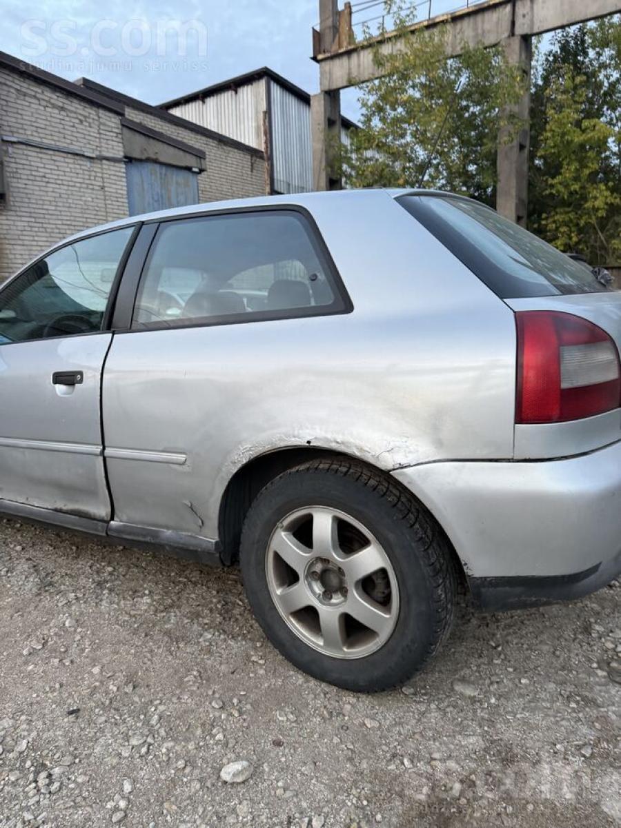 Pelēks Audi A3 1999 Rīga, ar dzinēja tilpumu 1.90 L un nobraukumu 439 tūkst. km par 700 €, foto 4 vietnē AUTOMOTO.COM.LV