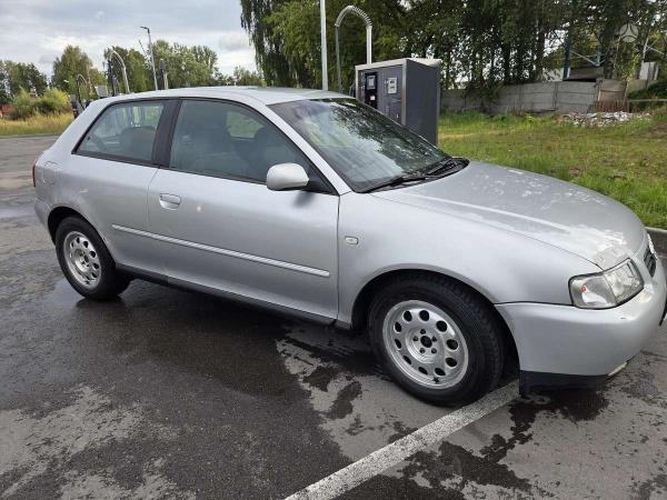 Audi A3 1999 in Panevezys on AUTOMOTO.COM.LV Grey Audi A3 1999 in Panevezys, with an engine capacity of 1.90 L and mileage of 425 thousand km for 700 €, photo 1 on AUTOMOTO.COM.LV