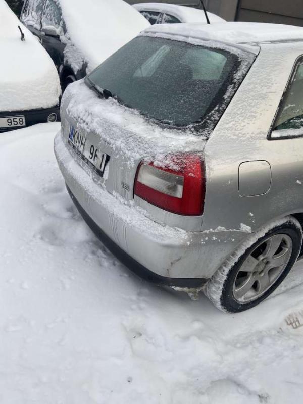 Grey Audi A3 2000 in Kaunas, with an engine capacity of 1.80 L and mileage of 226 thousand km for 1350 €, photo 5 on AUTOMOTO.COM.LV