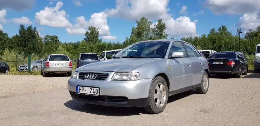 Grey Audi A3 2000 in Valmiera, with an engine capacity of 1.80 L and mileage of 247 thousand km for 1150 €, photo 8 on AUTOMOTO.COM.LV