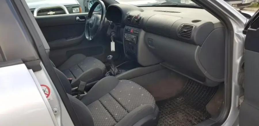 Grey Audi A3 2000 in Valmiera, with an engine capacity of 1.80 L and mileage of 247 thousand km for 1150 €, photo 12 on AUTOMOTO.COM.LV