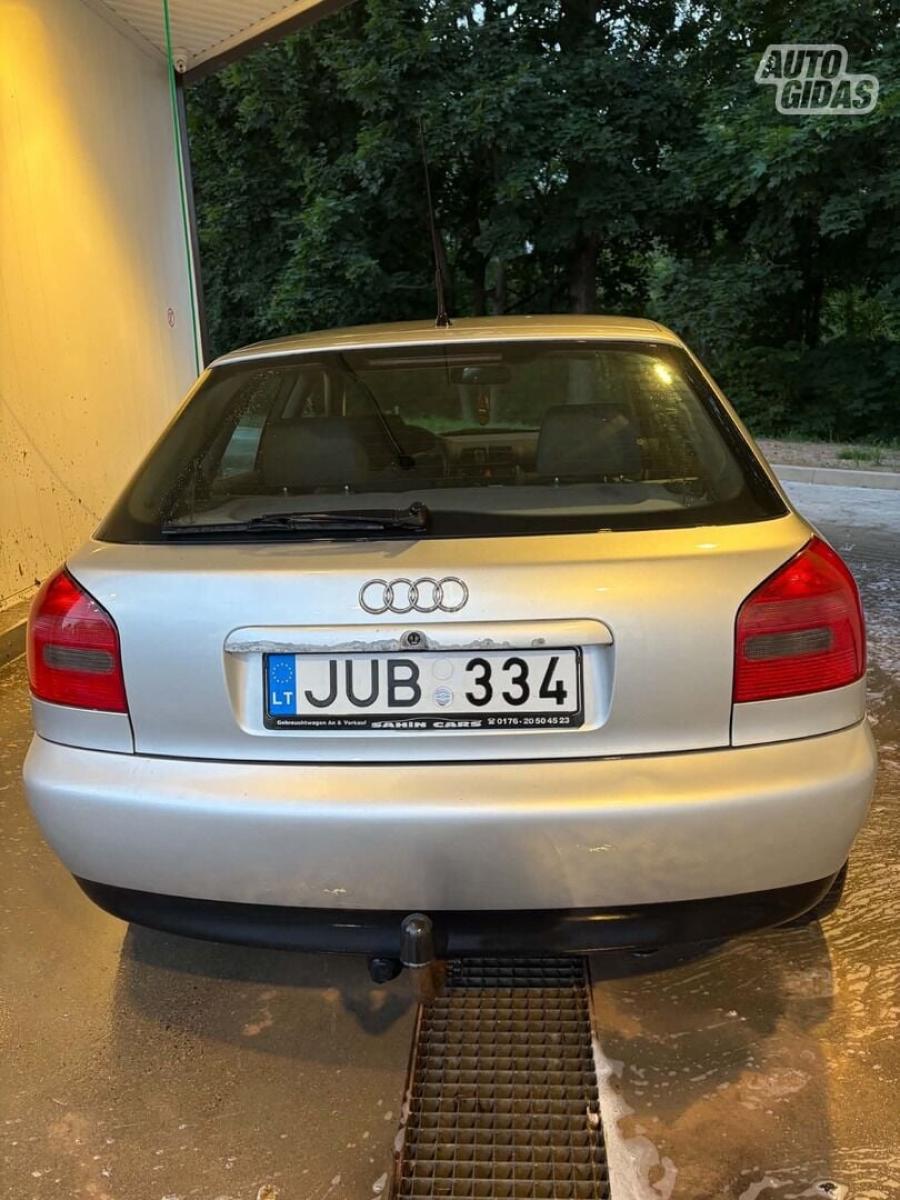 Pelēks Audi A3 2000 Utena, ar dzinēja tilpumu 1.90 L un nobraukumu 327 tūkst. km par 1200 €, foto 8 vietnē AUTOMOTO.COM.LV