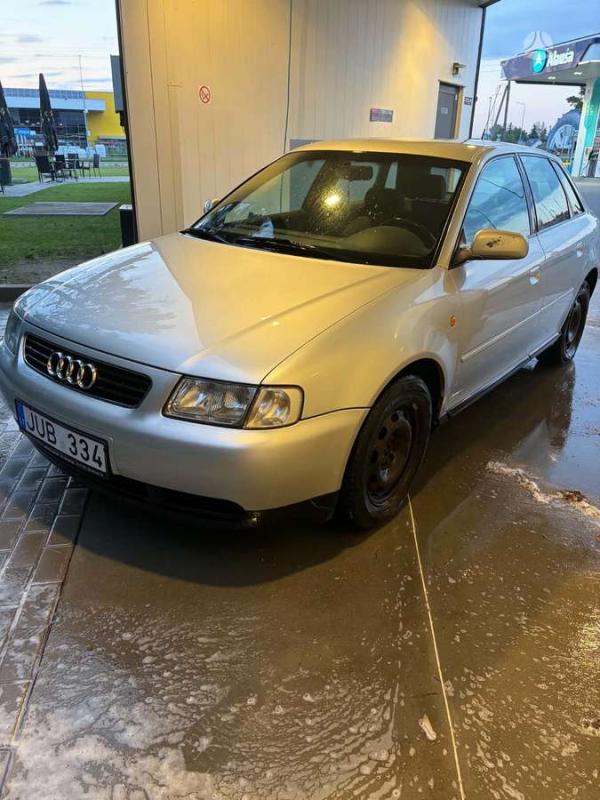 Pelēks Audi A3 2000 Utena, ar dzinēja tilpumu 1.90 L un nobraukumu 327 tūkst. km par 1200 €, foto 8 vietnē AUTOMOTO.COM.LV